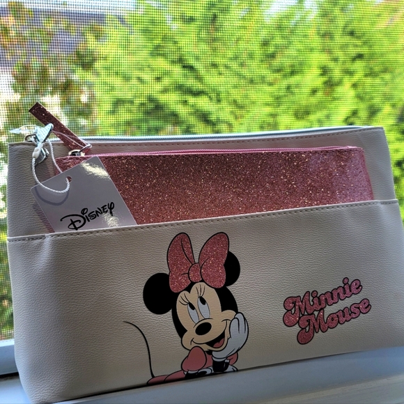 Disney | Bags | Disneys Minnie Mouse 2in Pouch | Poshmark